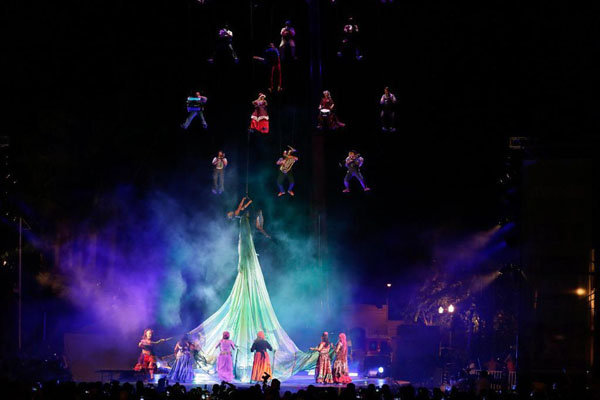 Exitoso espectáculo “Fanfarrias en el aire” (Fotos) - www ...